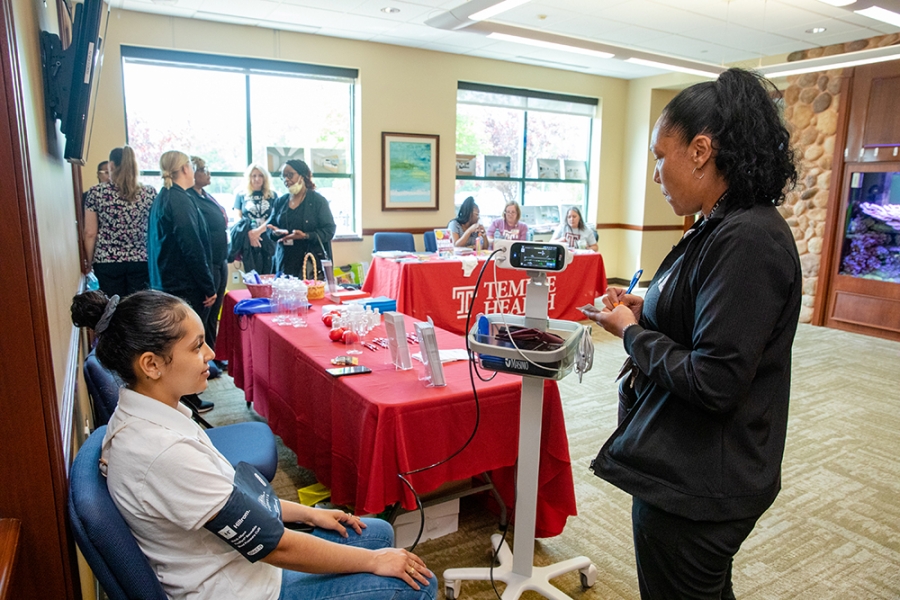 Temple Women & Families