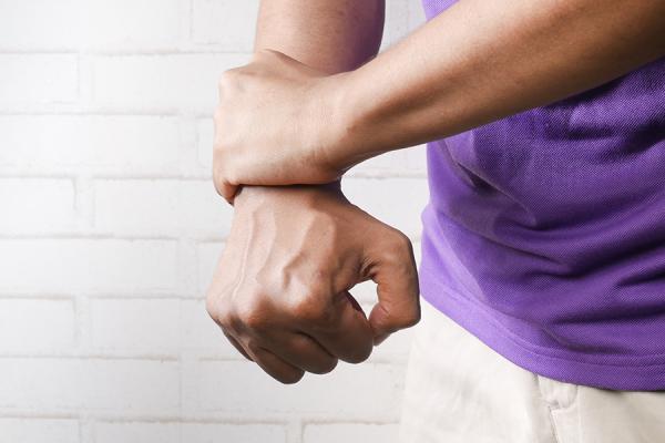 Is your wrist pain carpal tunnel syndrome? | Temple Health